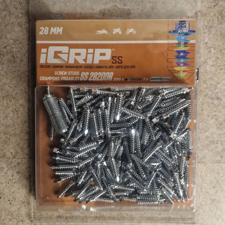 28mm Shoulder stud 200 stk. m/ skrúfbita - thco.is